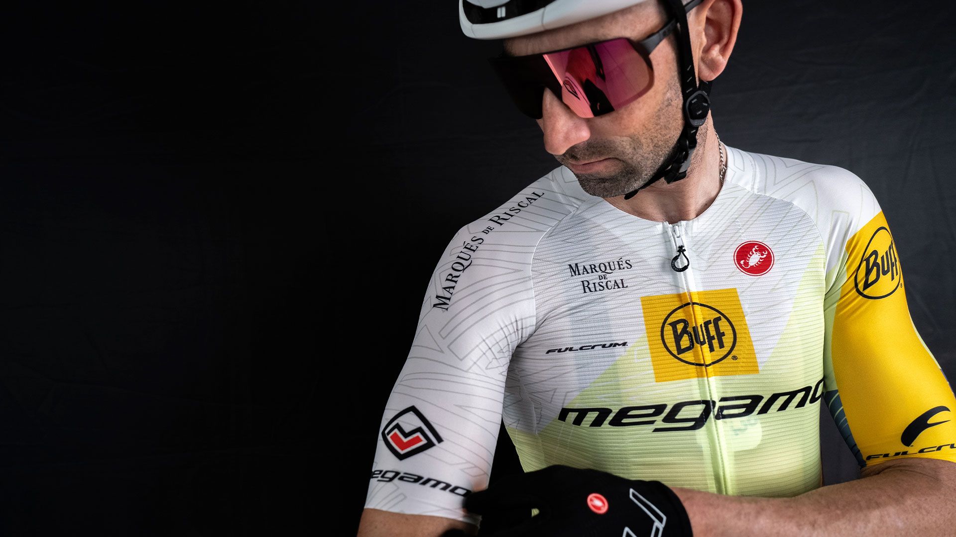 Castelli y BUFF Megamo lanzan una serie limitada de maill...