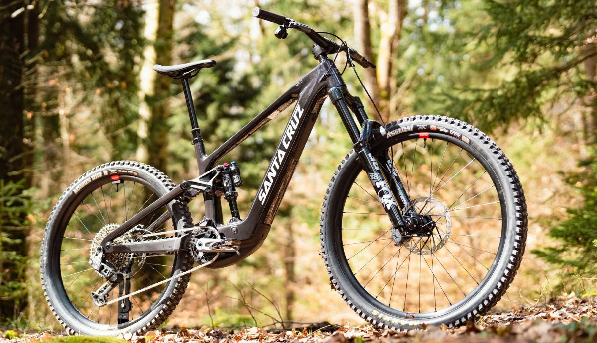 Santa Cruz Bullit: Super Enduro